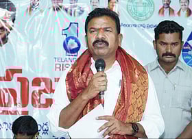 Kavvampalli meets Sircilla Collector to ease tensions with MLA Aadi Srinivas