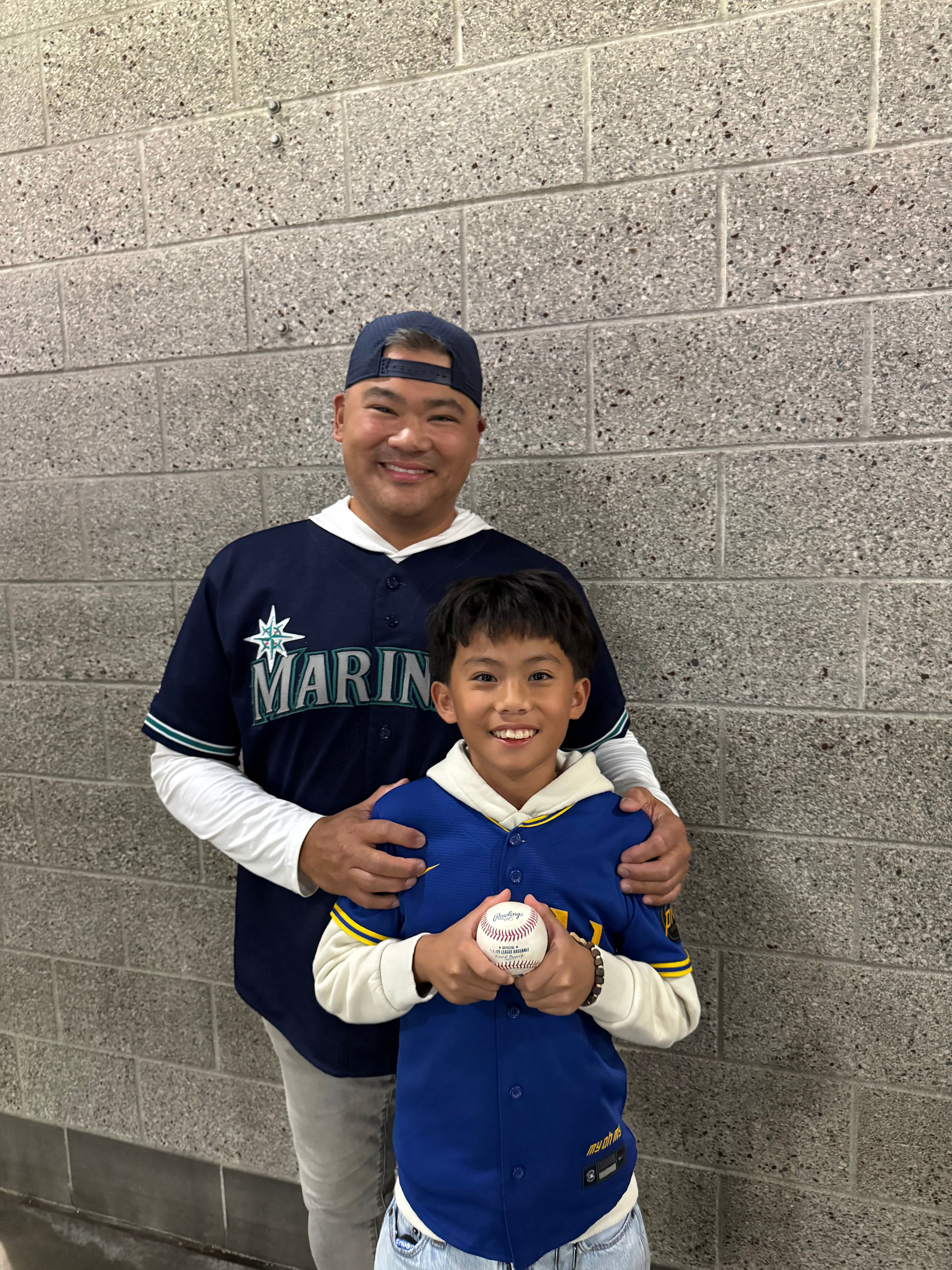 ‘The best fans in baseball:’ Cal Raleigh’s 60th HR ball sparks chain ...