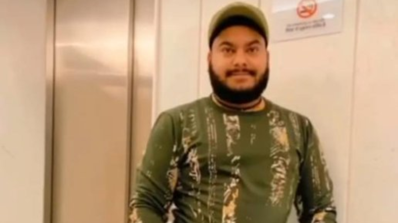 Delhi: Police arrests gangster Rubal Sardar from Amritsar airport ...