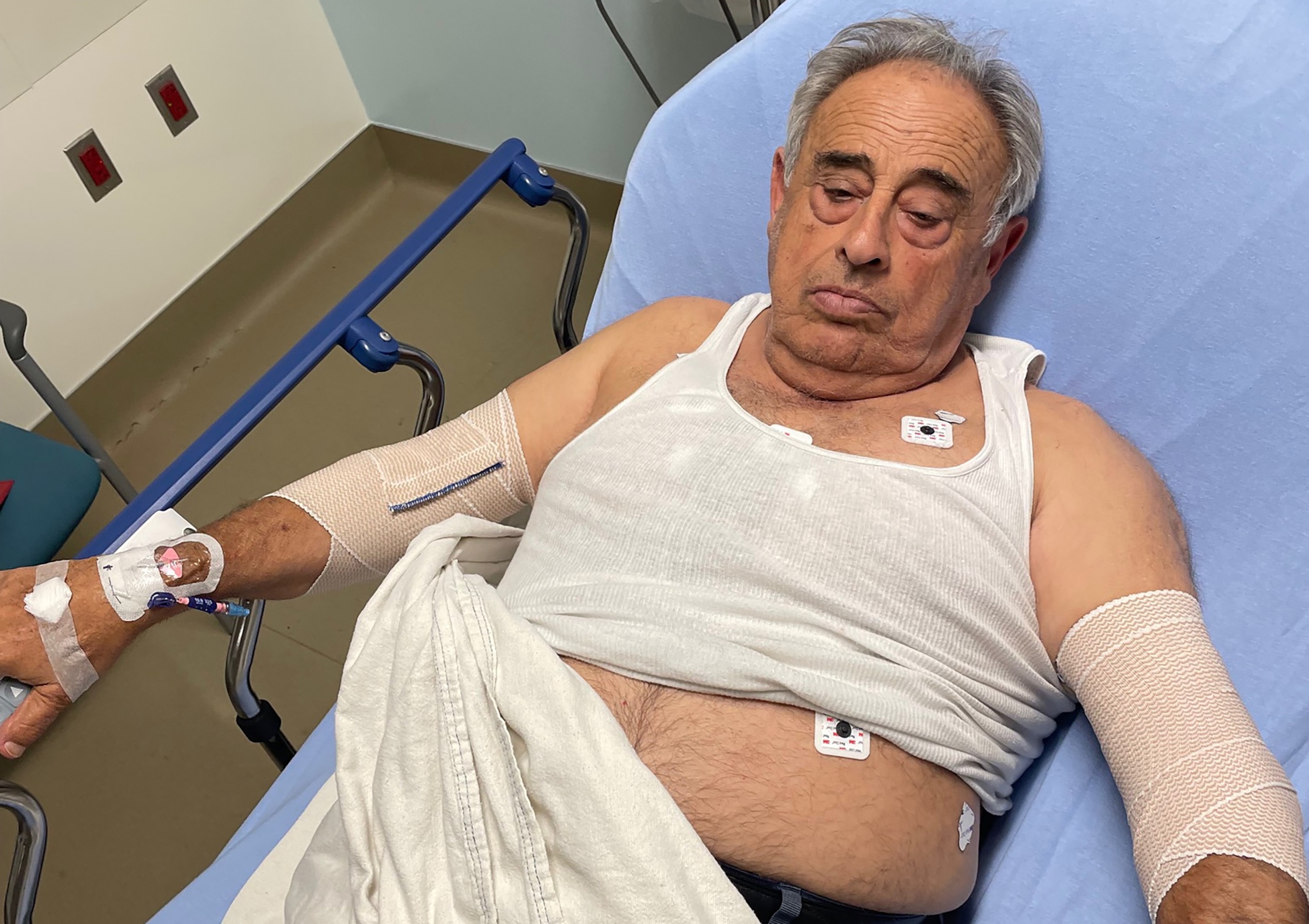 79-year-old US citizen claims ICE agents body-slammed him at his ...