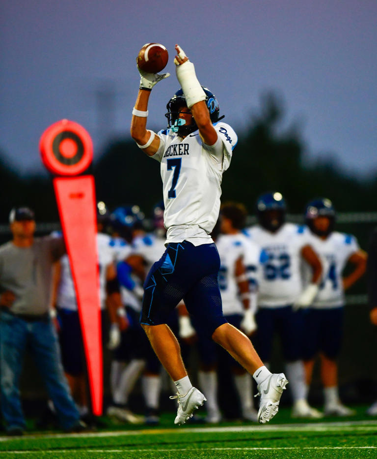 Becker Bulldogs blank Tech for second straight football win