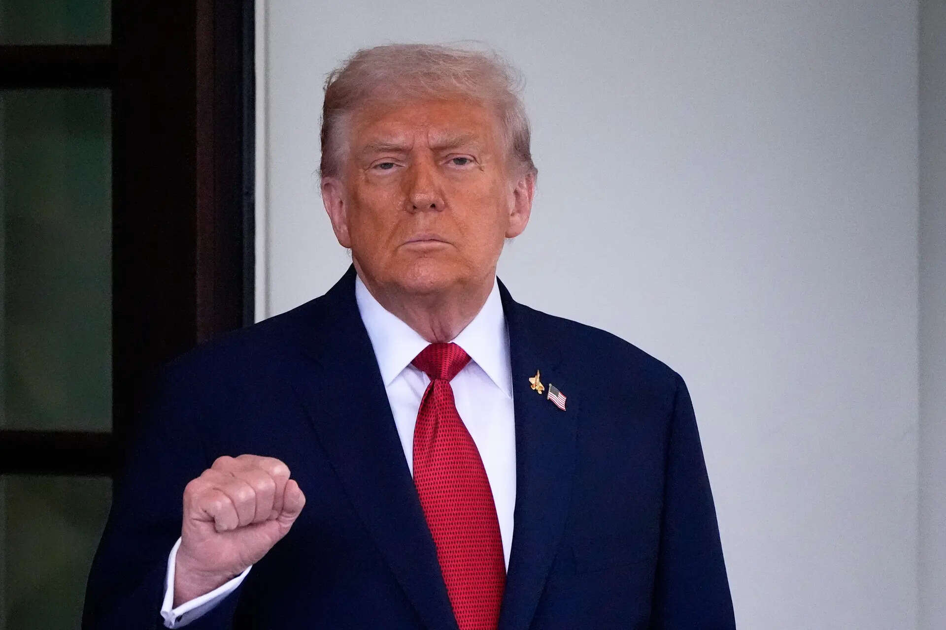 Trump finds new trade targets -- pharmaceuticals, kitchen cabinets and ...