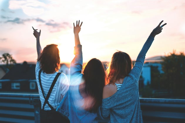 Here's How Often Science Says You Should See Your Friends