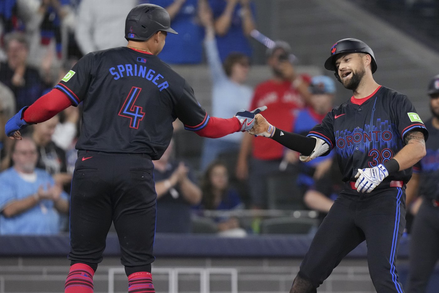 Lukes goes deep for Jays in 4-2 win over Rays, Toronto's magic number ...