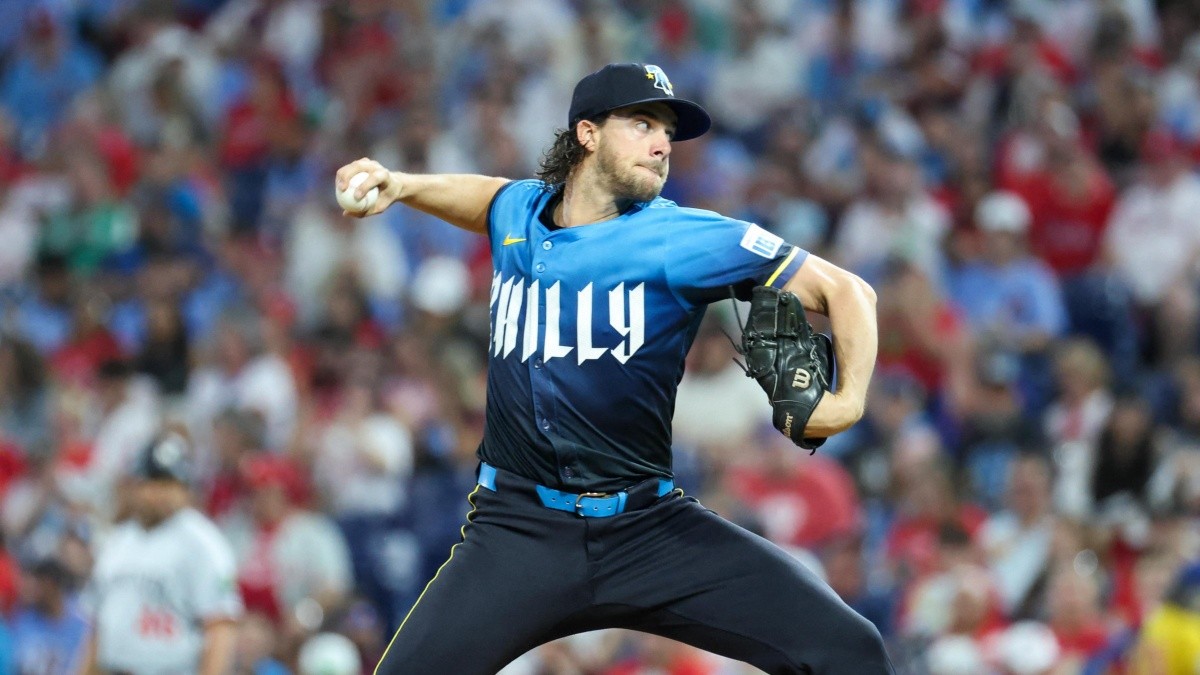 MLB: Aaron Nola Shines on the Mound! His Best Start of the Year Sets a ...