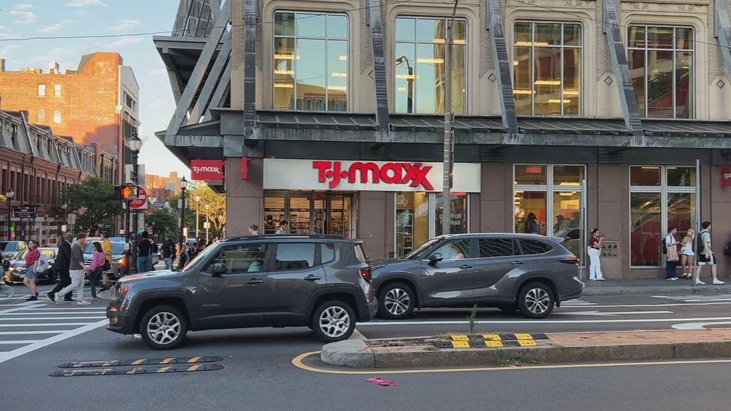 TJ Maxx location on Boston's Newbury Street to close early next year, company says