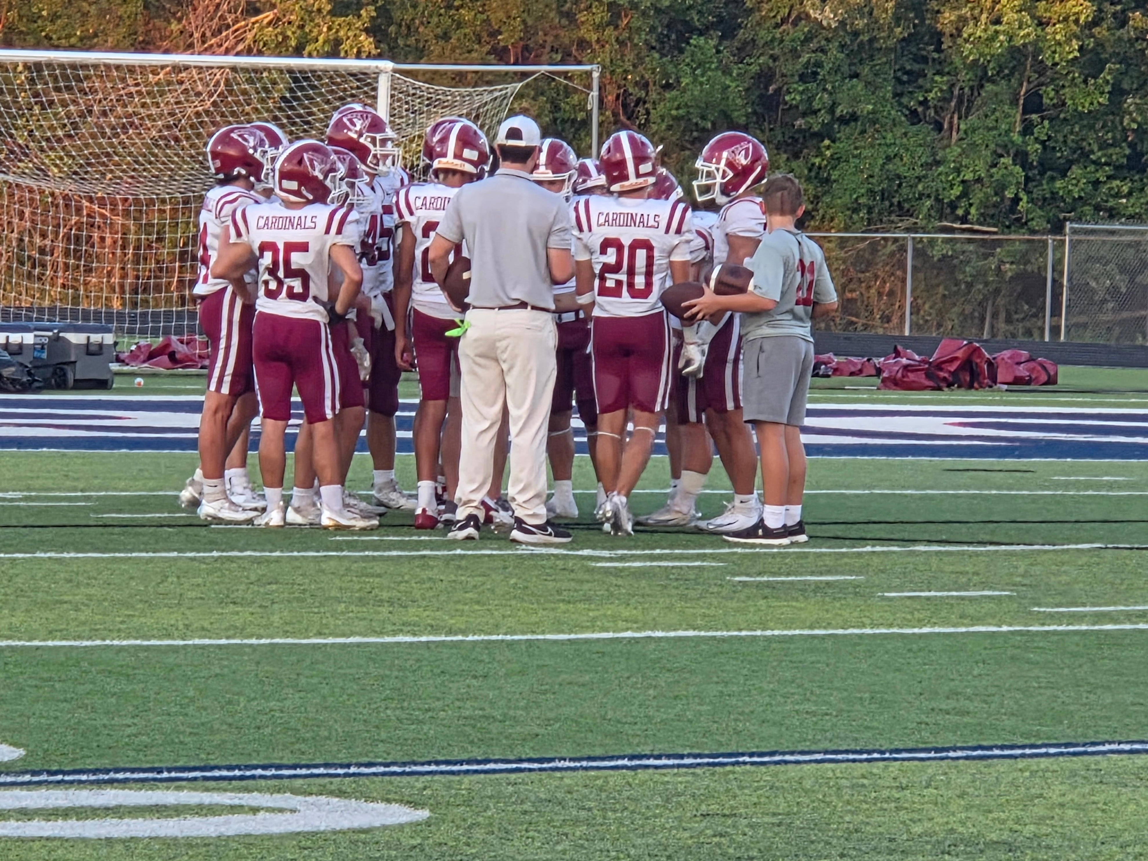 E.D. White football snaps losing streak with dominant district win over ...