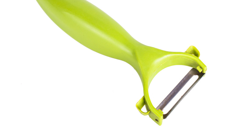 15 Peeling Hacks To Cut Down On Food Prep Time