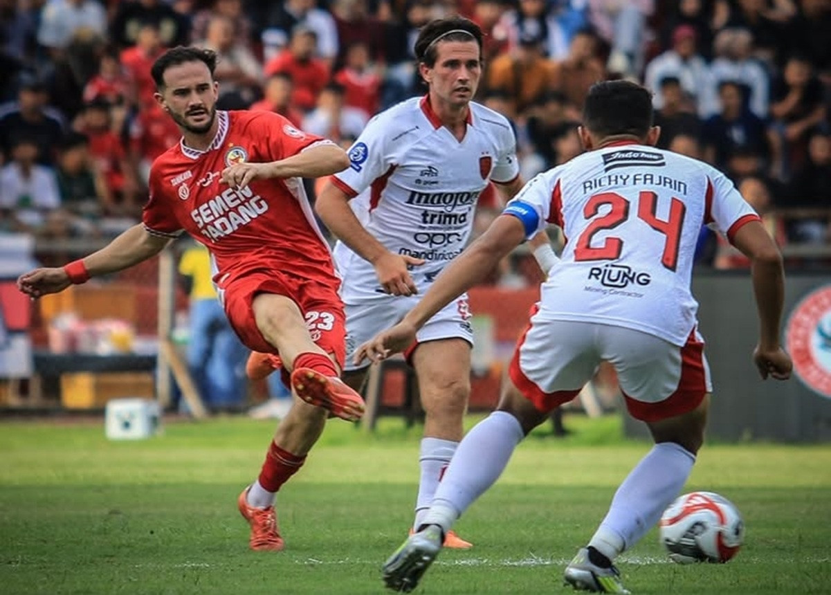 Semen Padang rekrut 8 pemain asing baru, tantang Pohang Steelers di ...