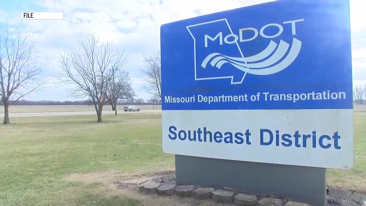 Missouri commission awards contracts for Southeast District road projects