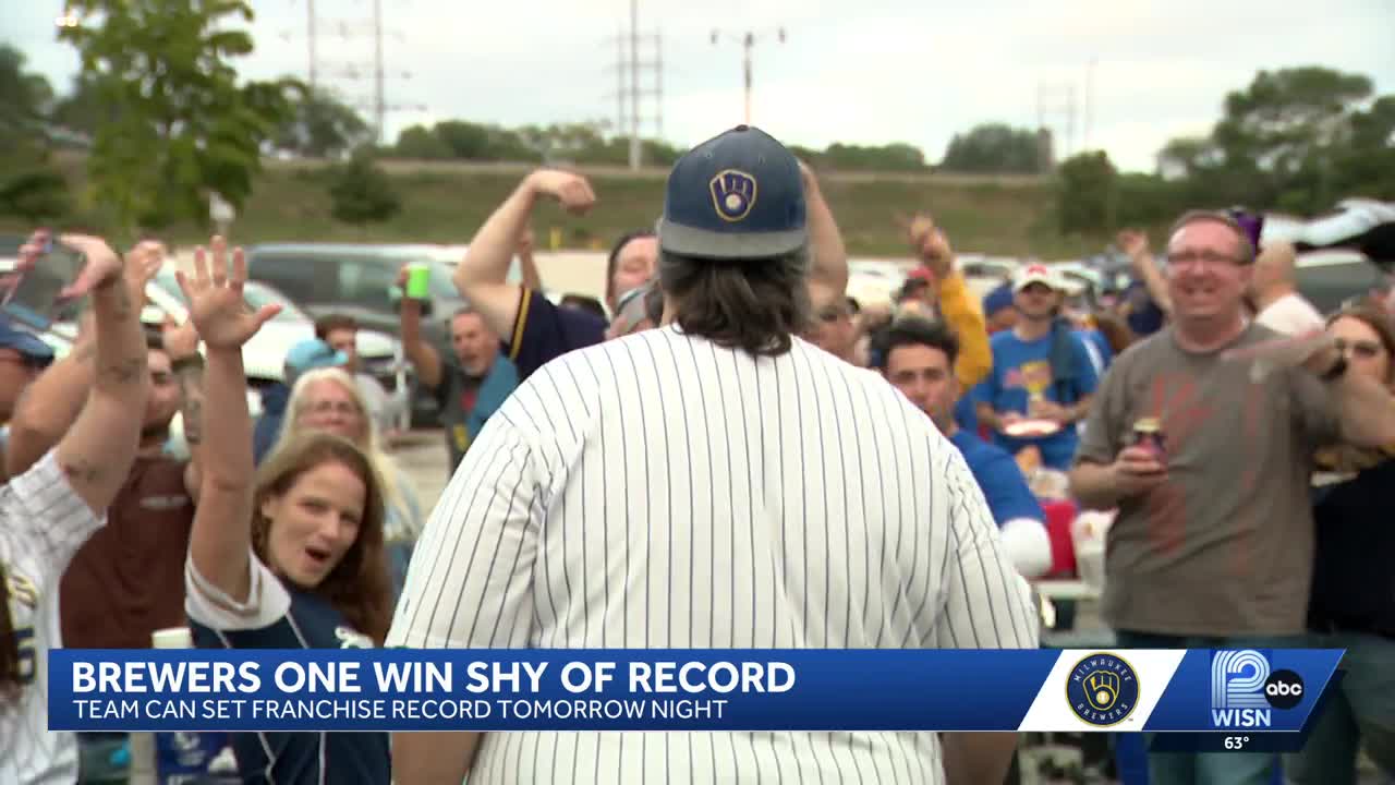 Brewers fans hopeful for record-breaking win at American Family Field