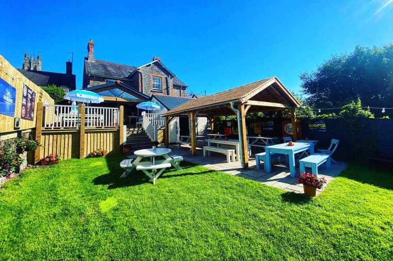 CAMRA Good Beer Guide 2026 names Devon's top pubs