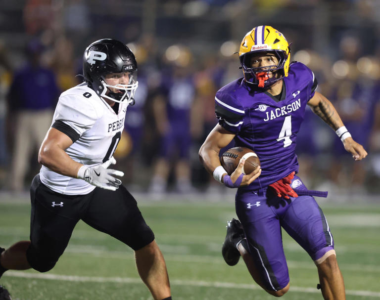 Ohio high school football scores | Carter Muhleman helps Jackson hand ...
