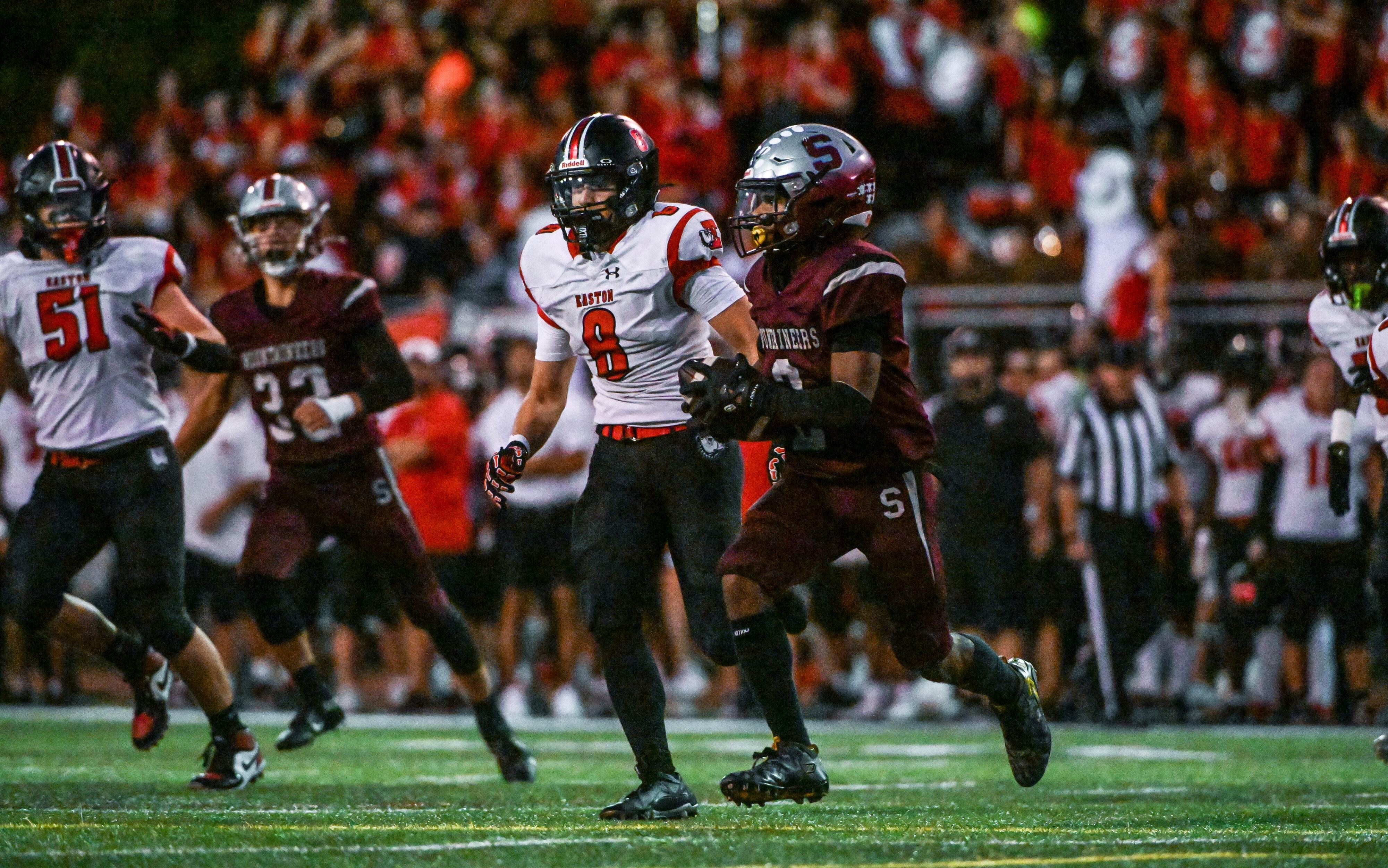 Easton football scores 50 in first half, demolishes Stroudsburg