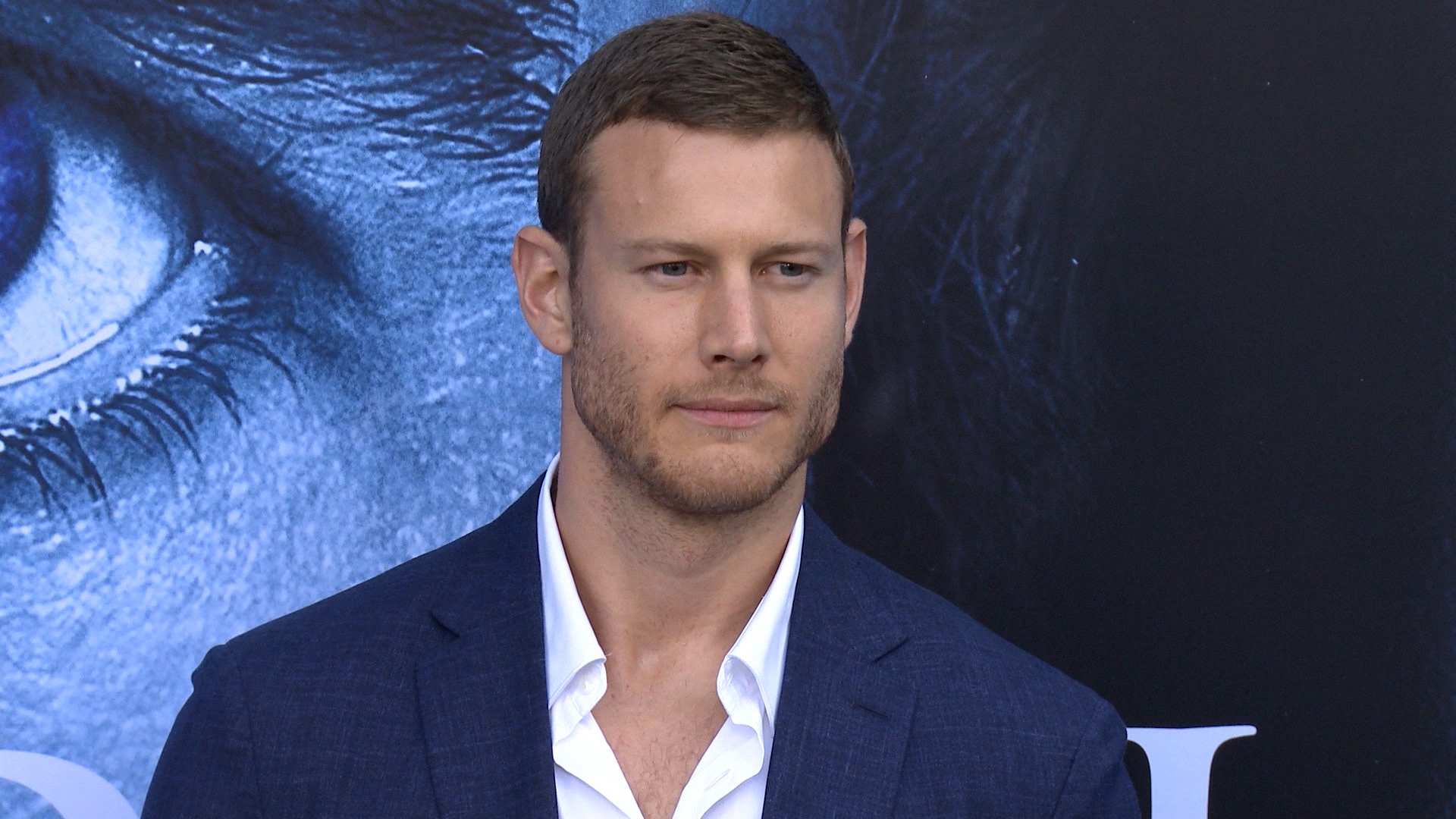 Dickon, mancuernas y la vida de papá: el mundo de Tom Hopper por dentro