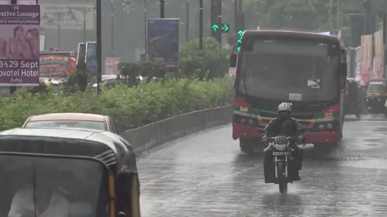 IMD predicts heavy rain in Mumbai, suburbs; orange alert issued