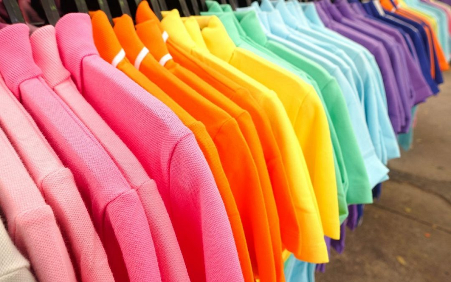 Clothes will never lose color, just mix these two things in water while ...