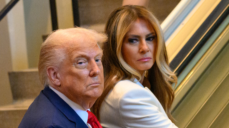 Trump & Melania's Tense Finger-Pointing Moment Hints They Can't Stand ...