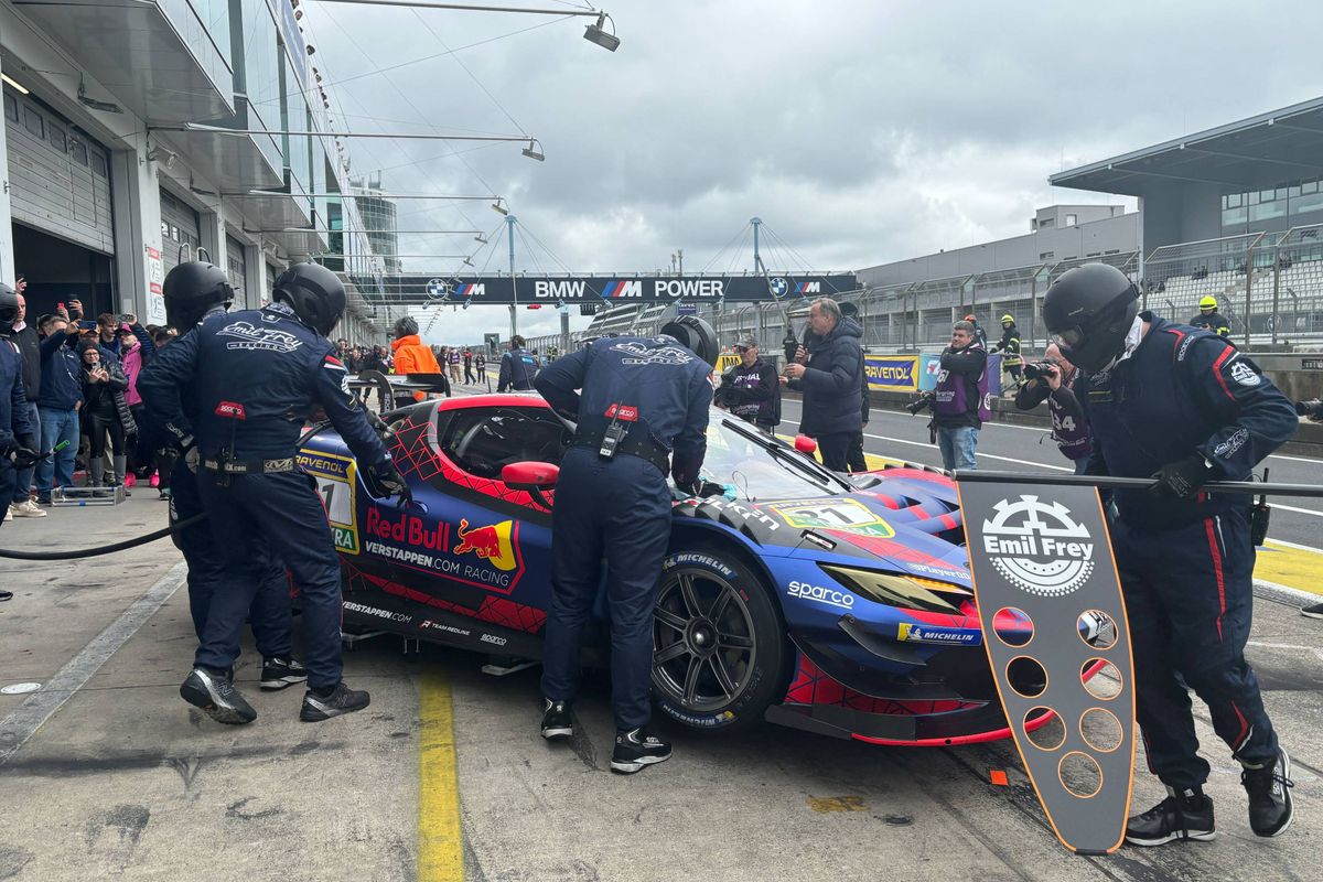 Exclusive images from Verstappen's first GT3 race at the Nordschleife