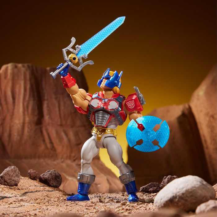 Transformers 'Masters the Universe' With Muscular New Take on Optimus ...