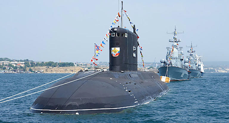 Russian sub at risk of explosion in Mediterranean