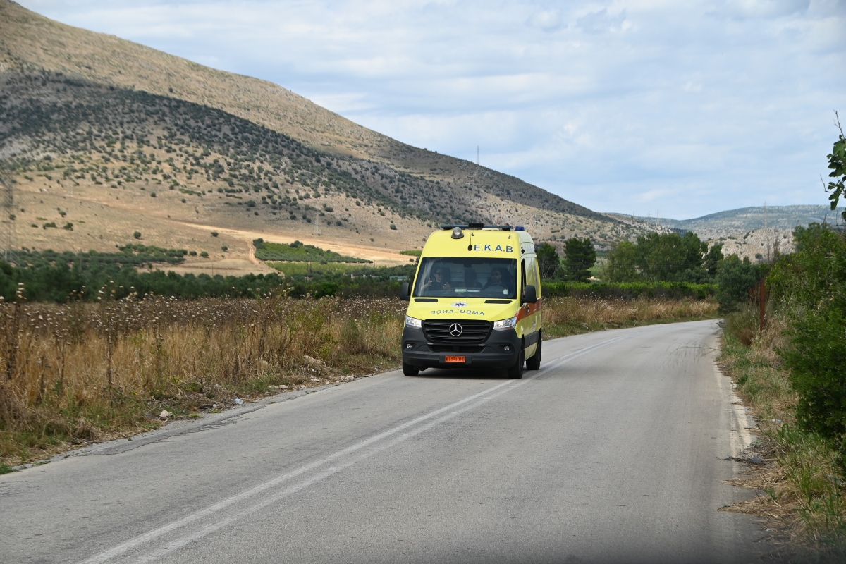Σοβαρό ατύχημα στη Βάρδα Ηλείας: 16χρονος δίνει μάχη για τη ζωή του ...