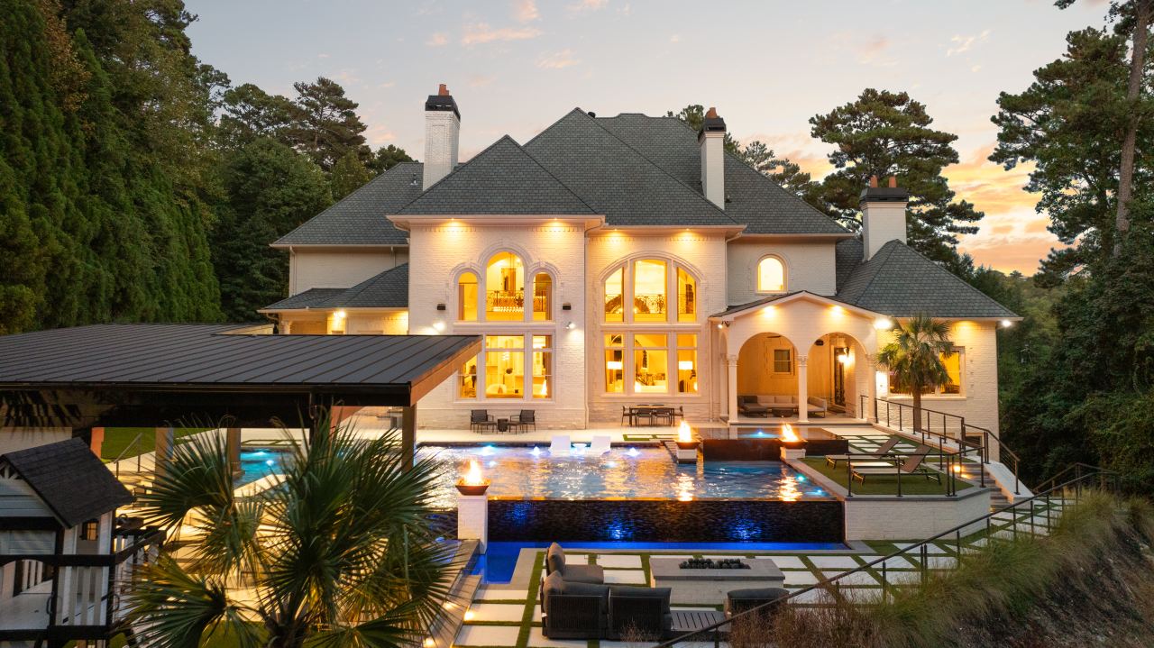 Chicago Bears Defensive Tackle Grady Jarrett Lists Georgia Home for $6. ...