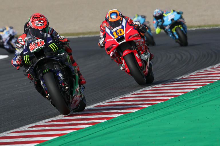 Arlo's 2025 Pan-Tilt Indoor Camera Review: Turning Circles Around the Competition