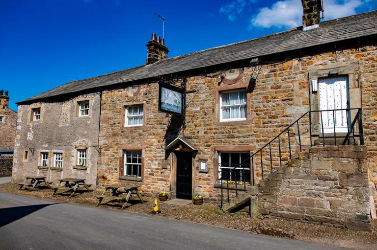 ‘Picturesque’ Lancashire village where no one is ever allowed to buy a ...