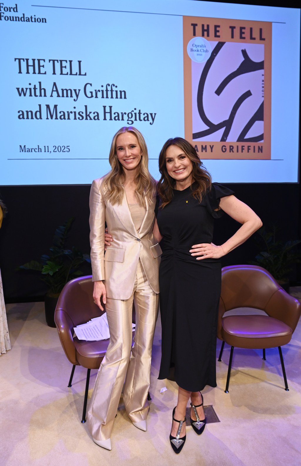 The story blowing up around Oprah and Gwyneth-endorsed ‘The Tell’ is ...