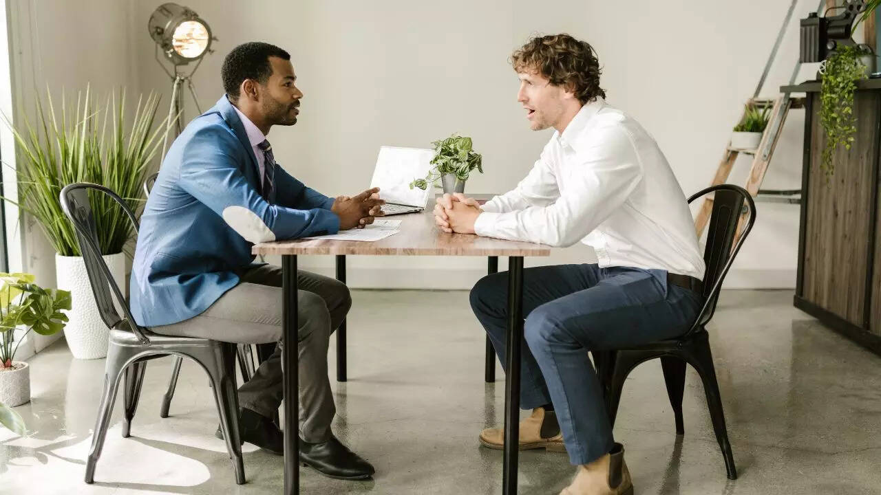 5 habits that quietly hold you back– and why it's time to let them go