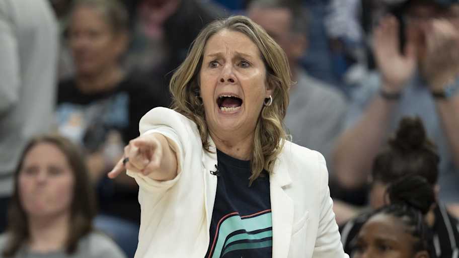 Cheryl Reeve Caught Cursing at Mercury Fans Amid Lynx Coach's Legendary ...