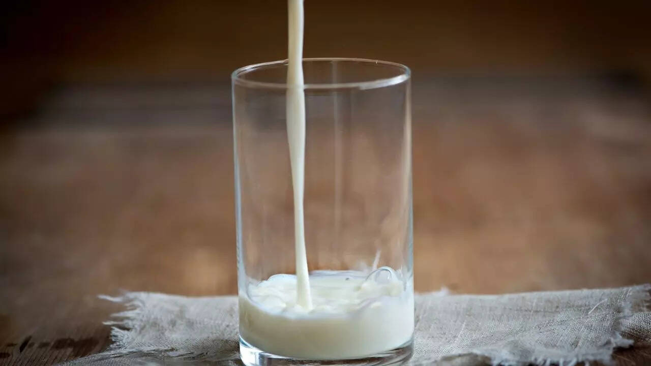 Is your milk real or adulterated? 5 quick home tests to find out