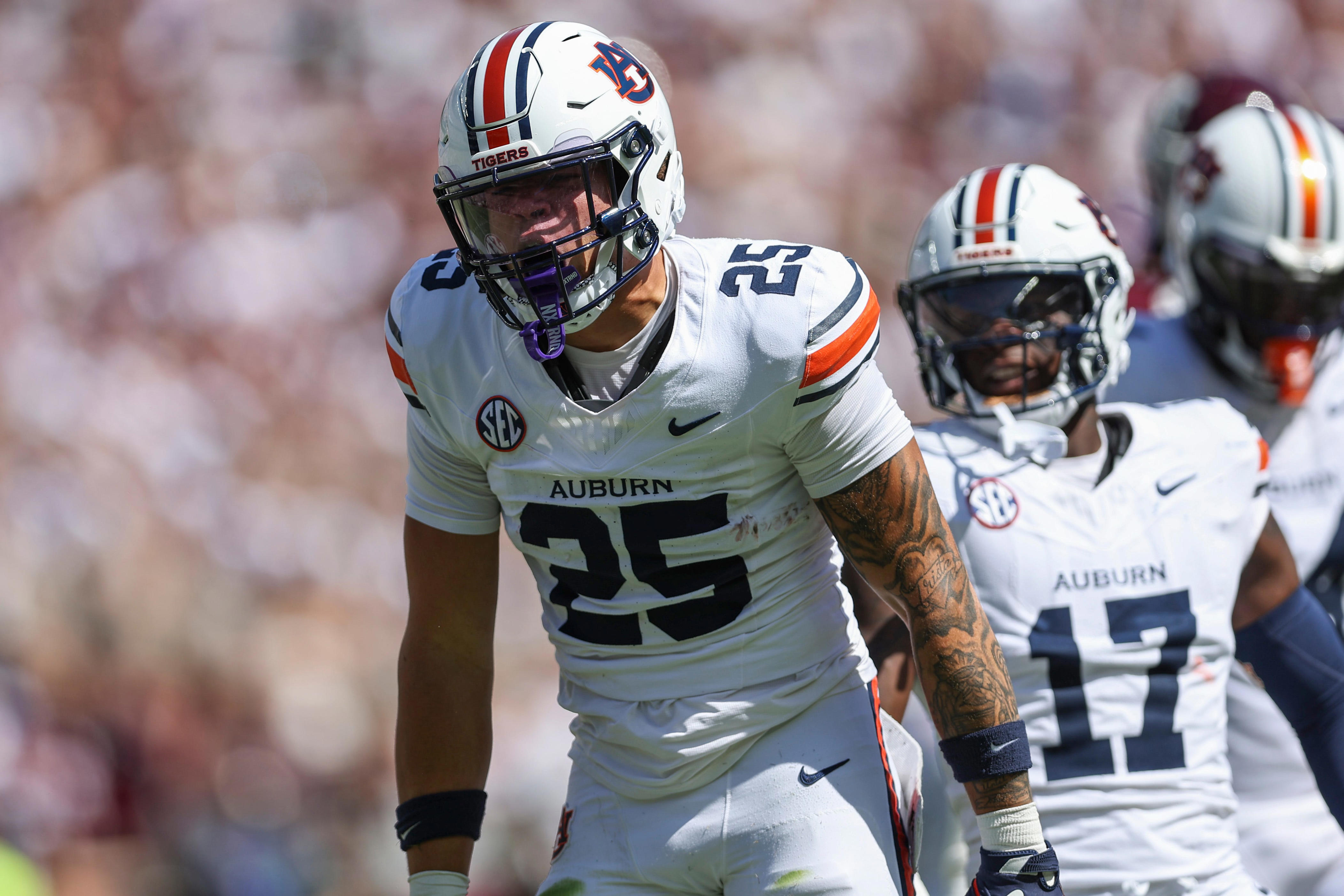 Eric Winters, An'Quon Fegans jointly announce Auburn football return
