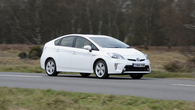 Are Hybrids More Expensive To Maintain Compared To A Gas Or Electric ...