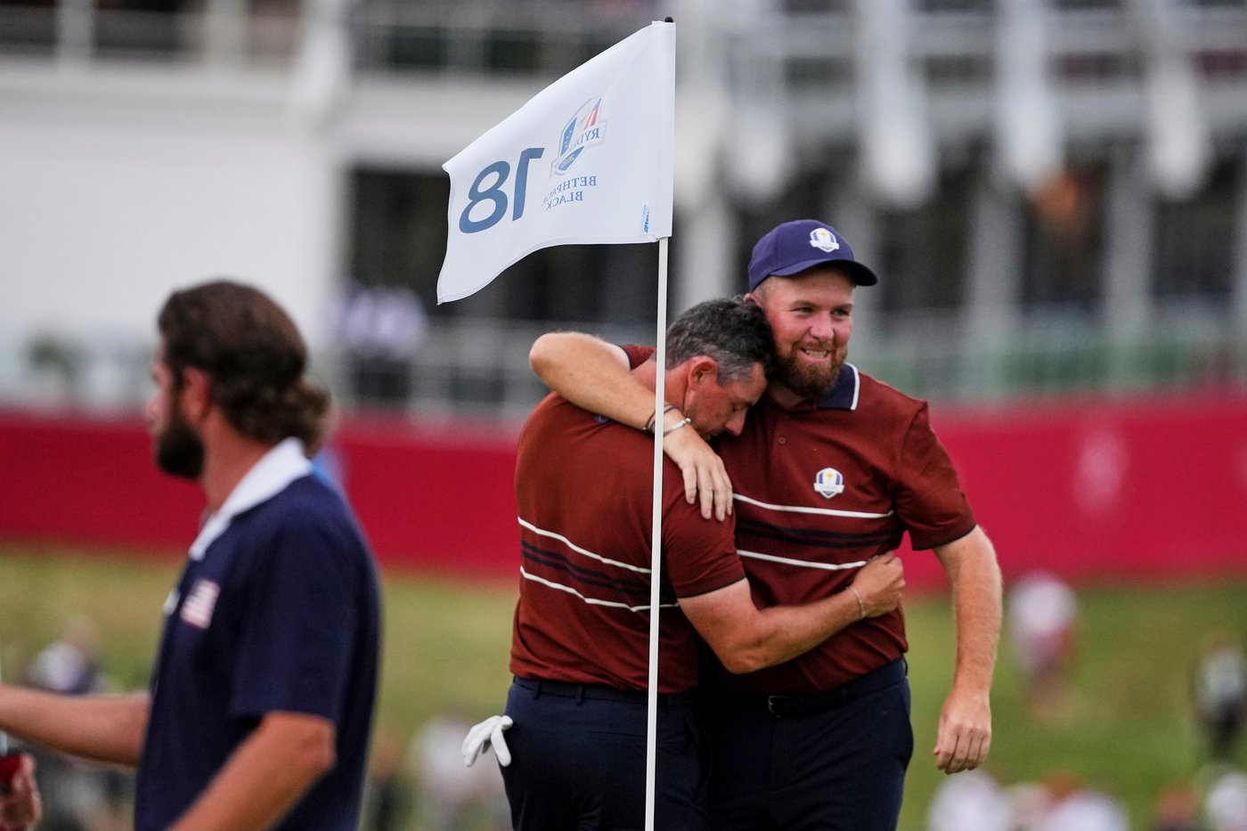 McIlroy gives as good as he gets at Ryder Cup, telling fans to shut up ...