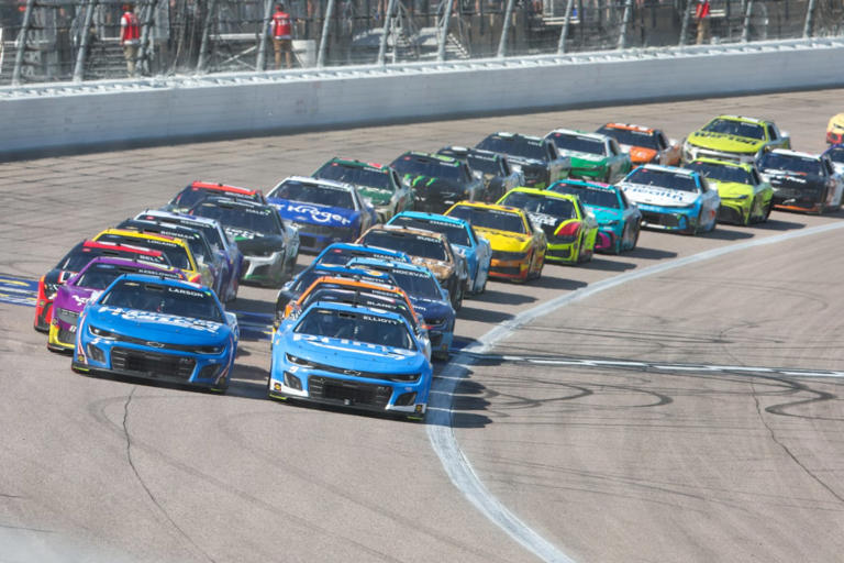 NASCAR Starting Lineup for Kansas: Hollywood Casino 400 Starting Grid ...
