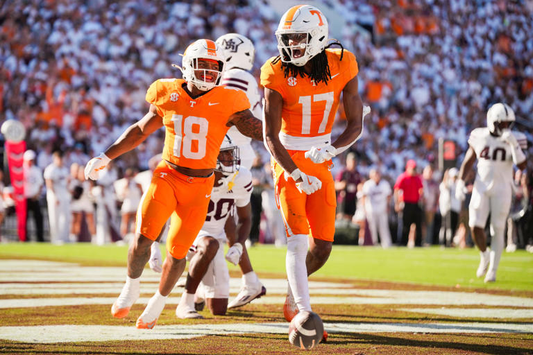 7 Tennessee football players make All-SEC led by Chris Brazzell, DeSean ...
