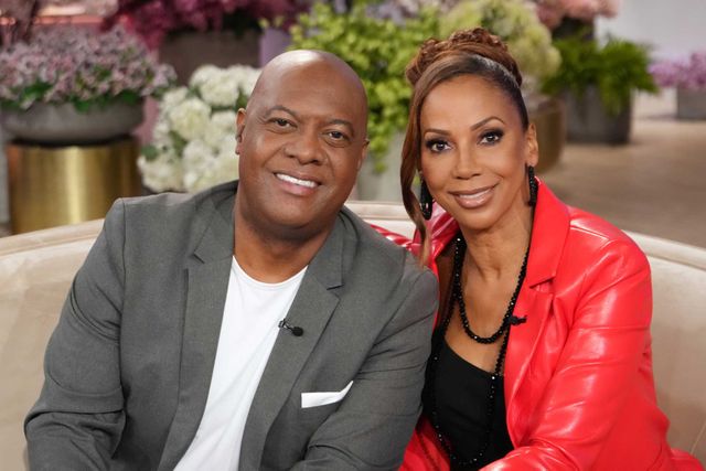 Holly Robinson Peete Would 'Absolutely Not' Be with Her Husband of 30 Years If They Met on ...