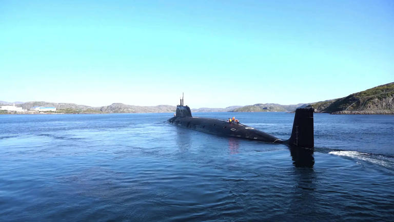 Russian attack submarine suffered serious malfunction, at risk of ...