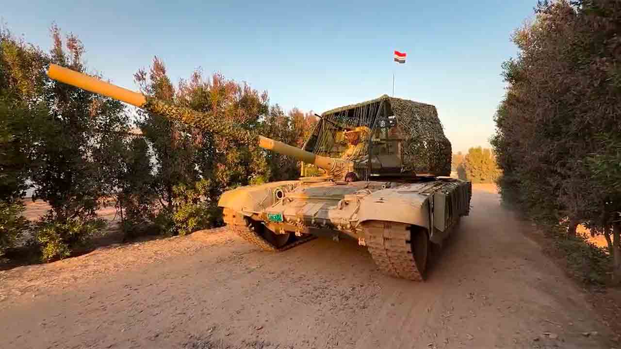 Video: Iraq upgrades T-90S/IQ tanks with extra armor against drones and ...