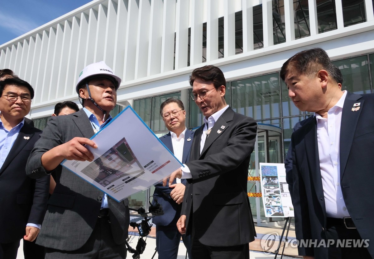 [APEC D-30] ③ 트럼프·시진핑 맞이준비 '끝'…시설·숙박·수송 막바지 점검