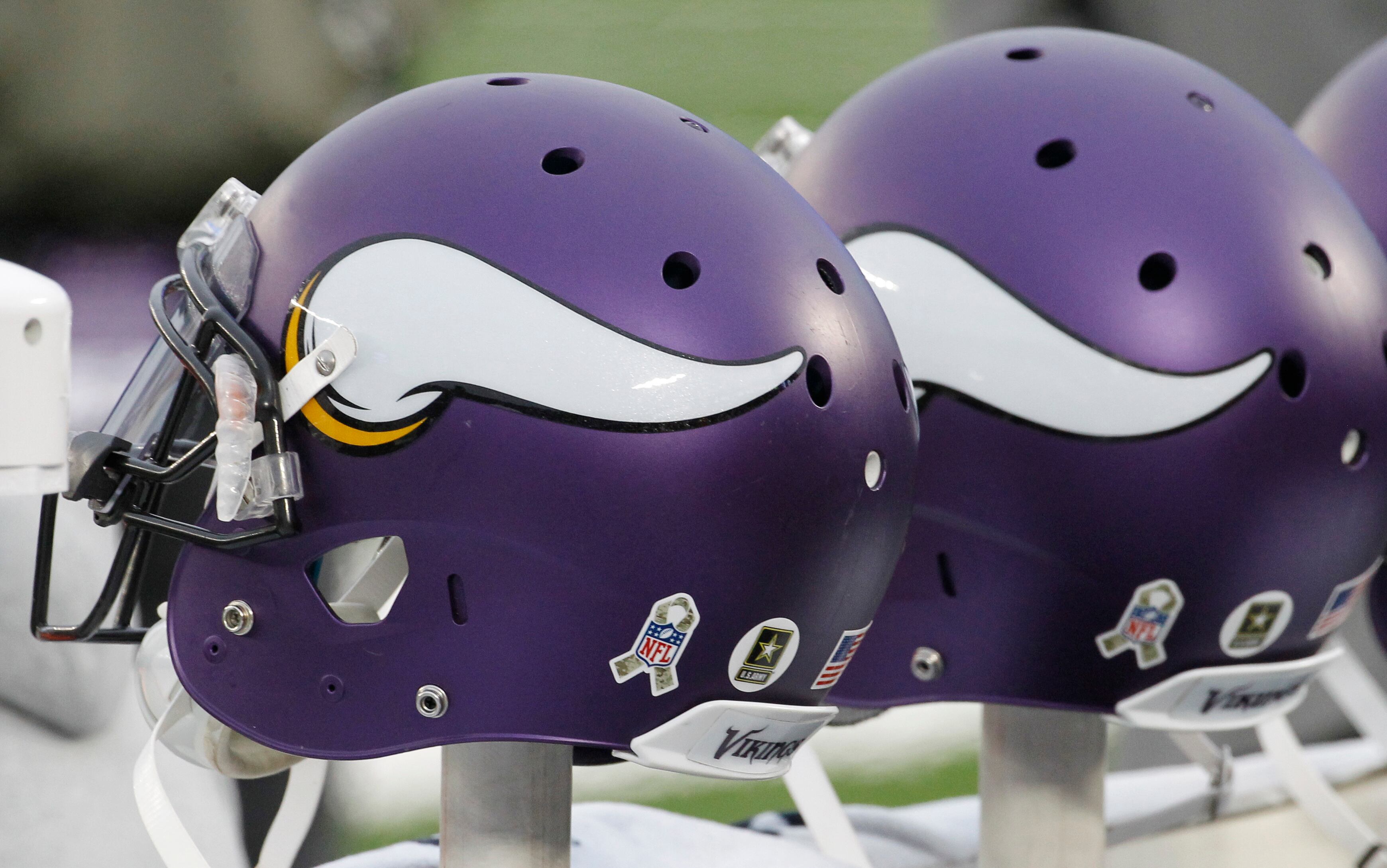 Vikings fans head overseas for two international games, some fans ...