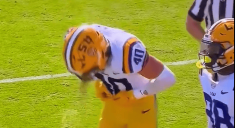 LSU's Whit Weeks Vomited On Field During Saturday's Game