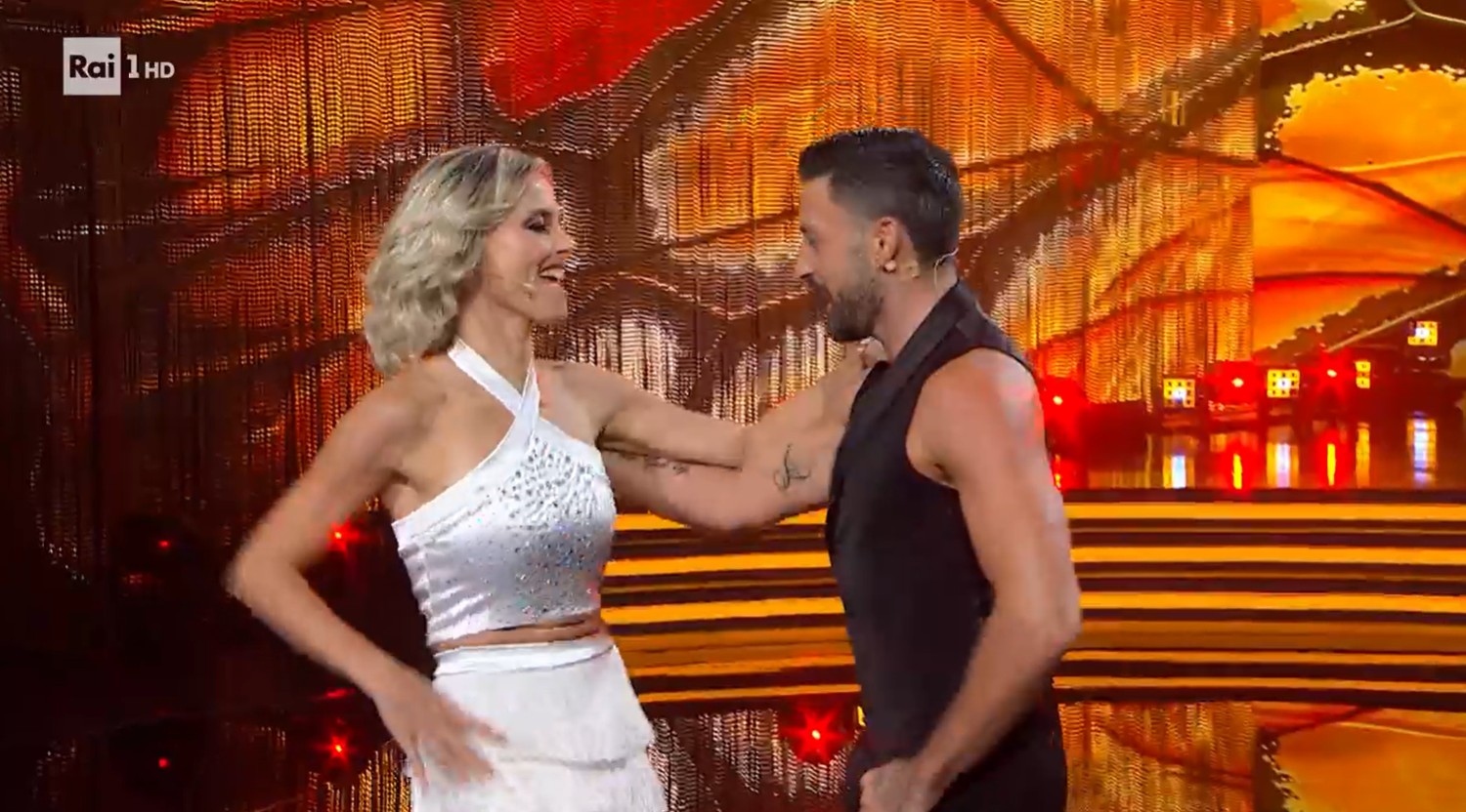 Francesca Fialdini: Ballando del 27 settembre 2025 (video e foto)
