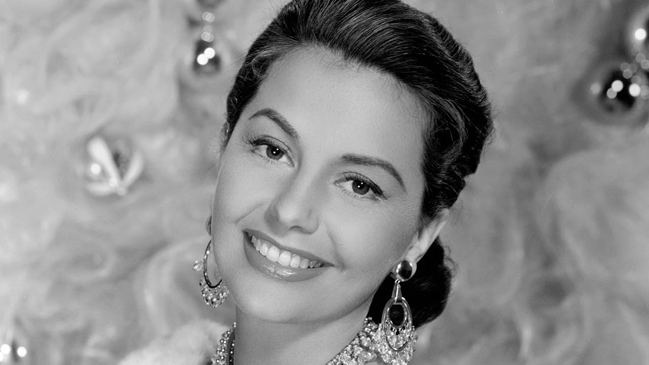 Polio Couldn't Stop Her: How Cyd Charisse Became Hollywood Royalty