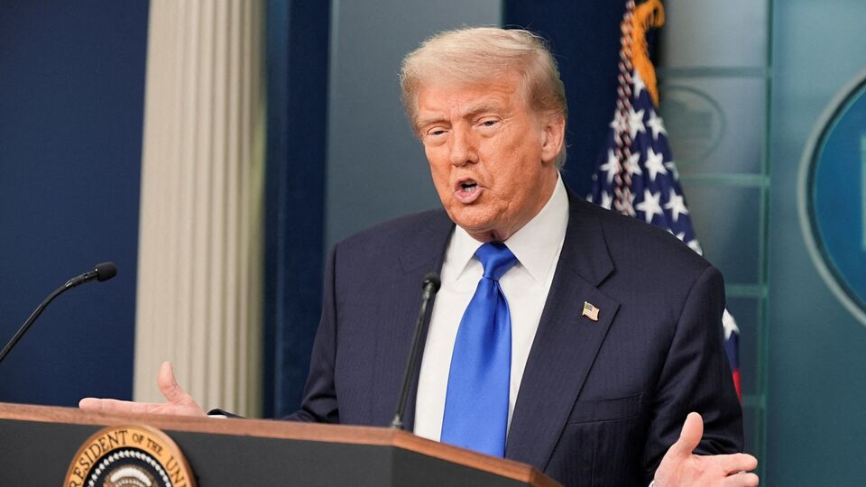 Trump orders deployment of troops to ‘war ravaged Portland’, ICE facilities