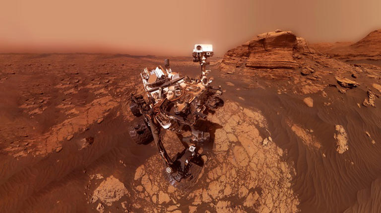 The Perseverance Rover Spotted A Rock That May Be The Strongest Sign Of ...