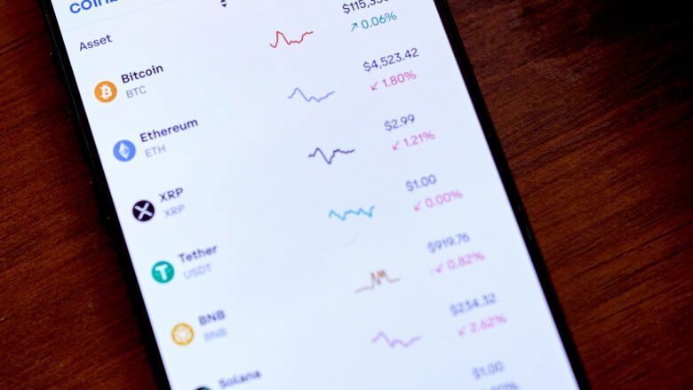 Alors que la notoriété augmente, la possession de cryptomonnaies diminue au Royaume-Uni