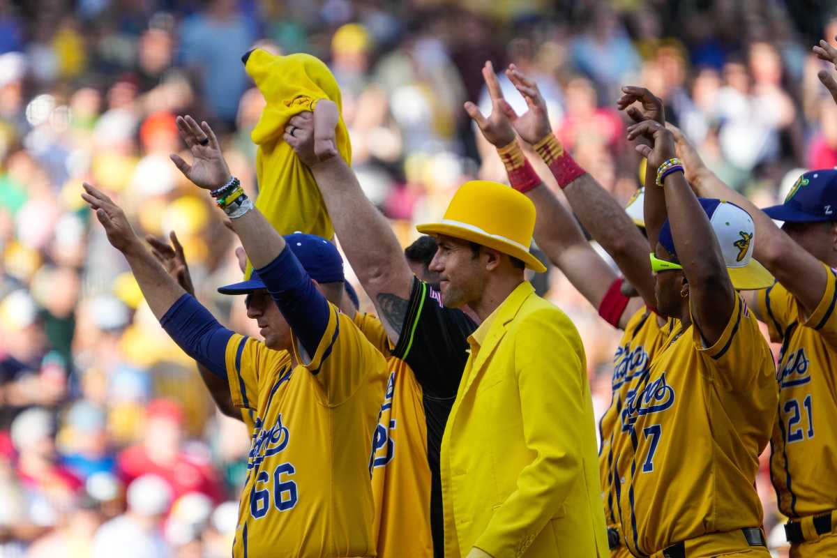 Savannah Bananas Crowd Erupts When Famous Rapper Takes the Field